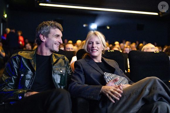 Karin Viard, des vacances compliquées avec son mari et très loin de la ...