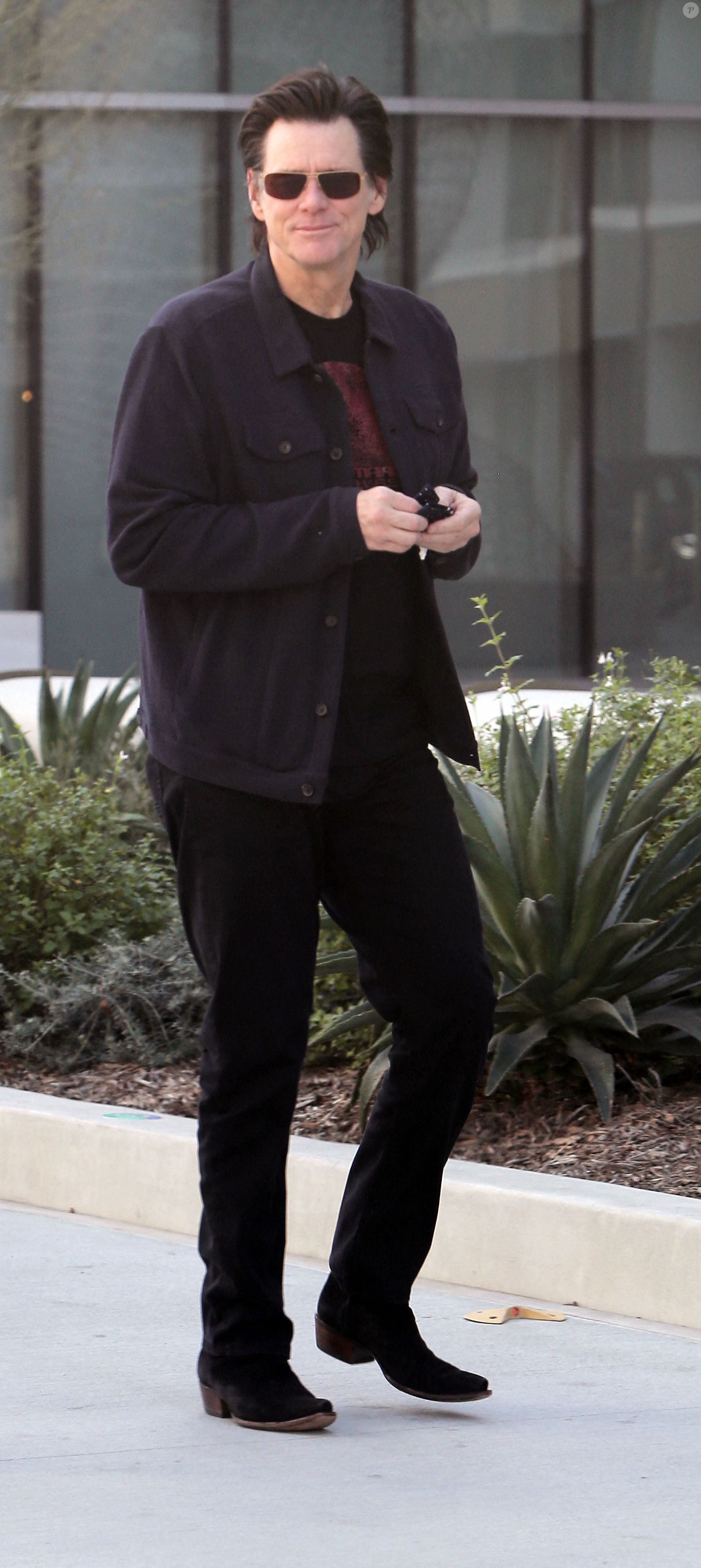 Photo : Jim Carrey, accompagné d'une femme, à Los Angeles, Californie ...