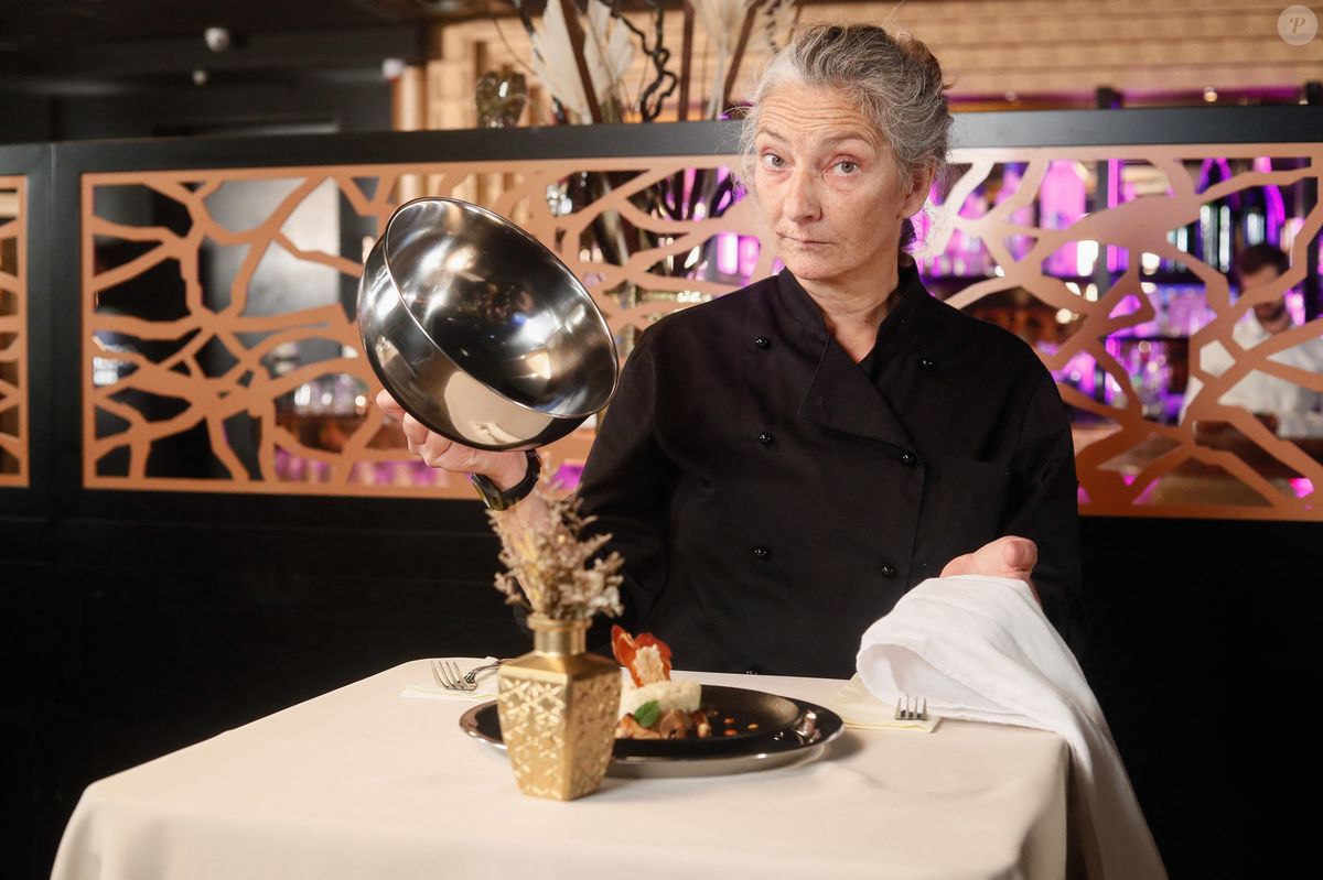 Photo : Exclusif - Corinne Masiero - Backstage - Tournage de l'émission "Panique au 31 ...