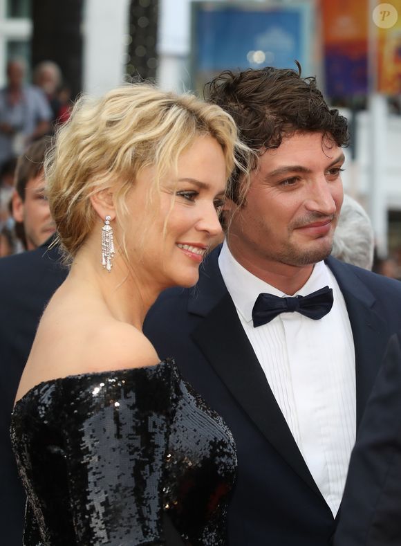 Photo : Virginie Efira et son compagnon Niels Schneider à la première ...