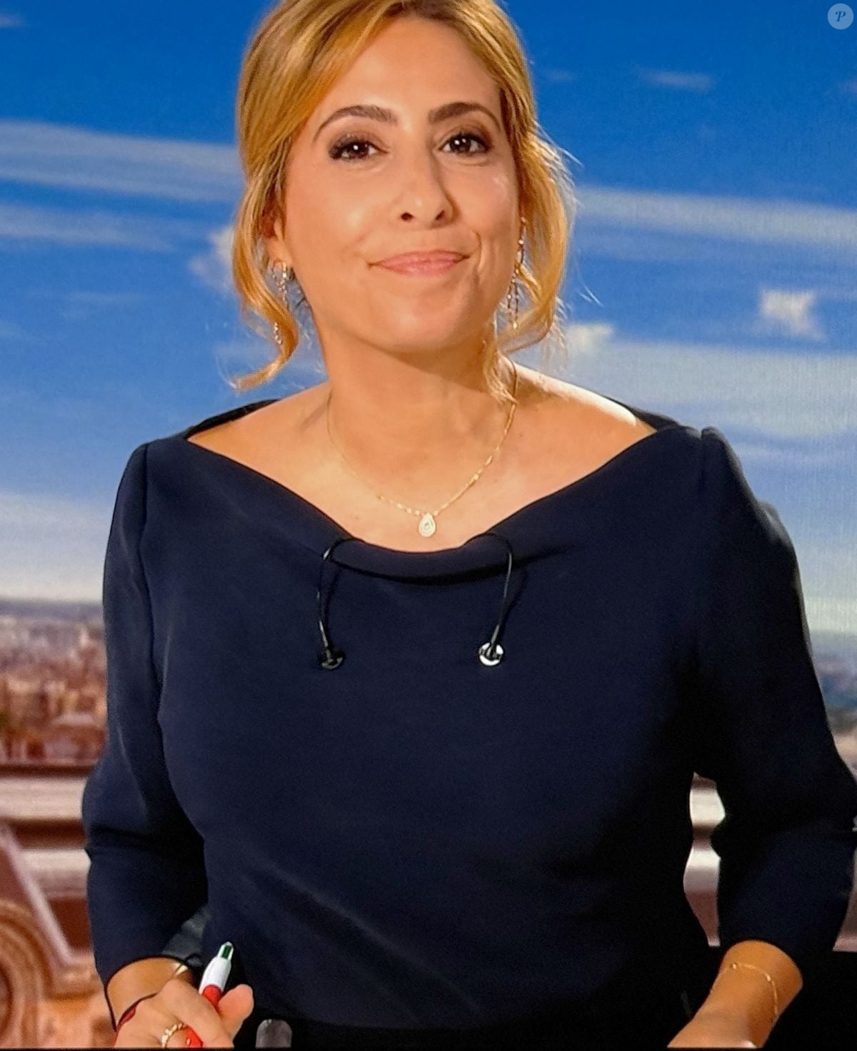 Photo : Pour rappel, en plein direct, Léa Salamé a posé une question ...