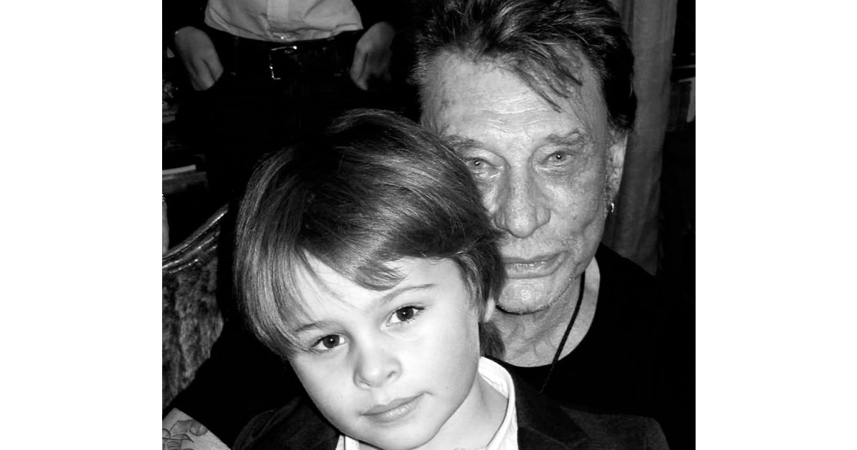 Cameron Smet, fils de David Hallyday et Alexandra Pastor, est le sosie ...