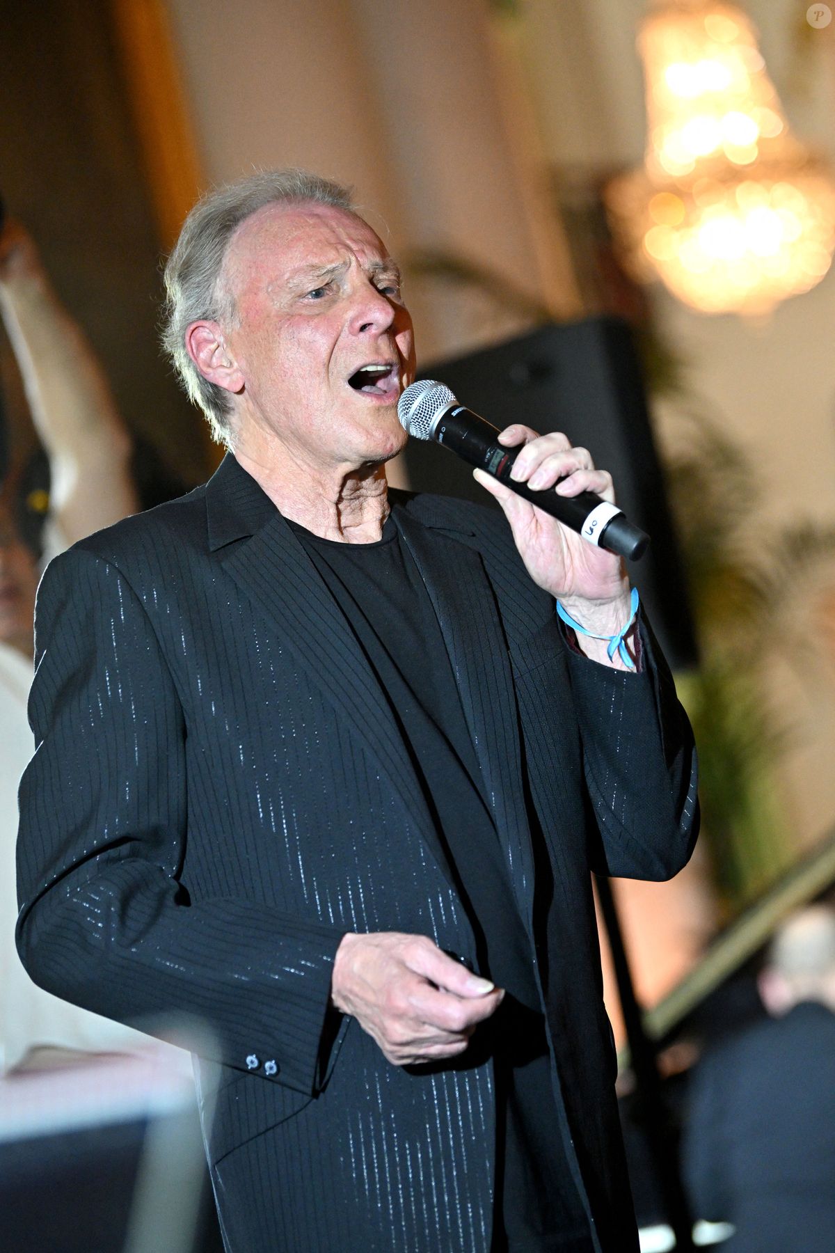Photo : Herbert Léonard durant le dîner de Gala caritatif de l ...