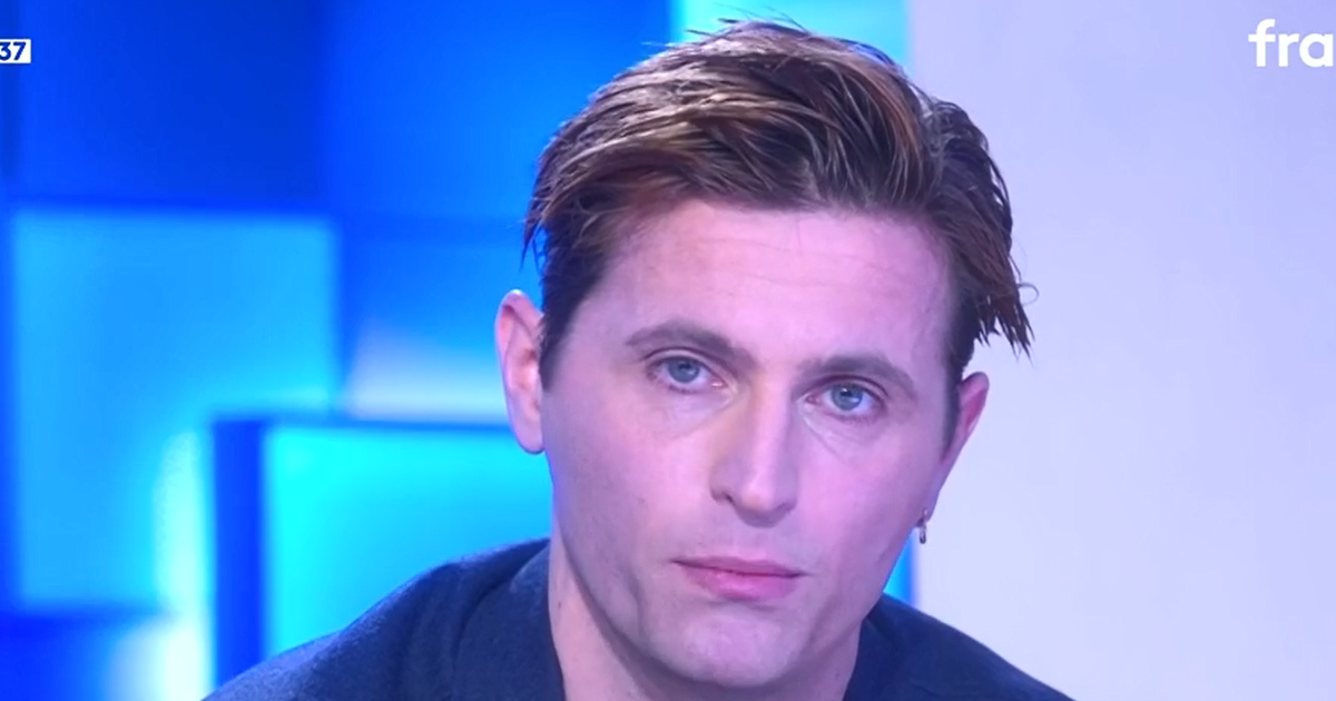 Raphaël Quenard perd ses moyens en direct en évoquant la disparition d'une des femmes de sa vie ...