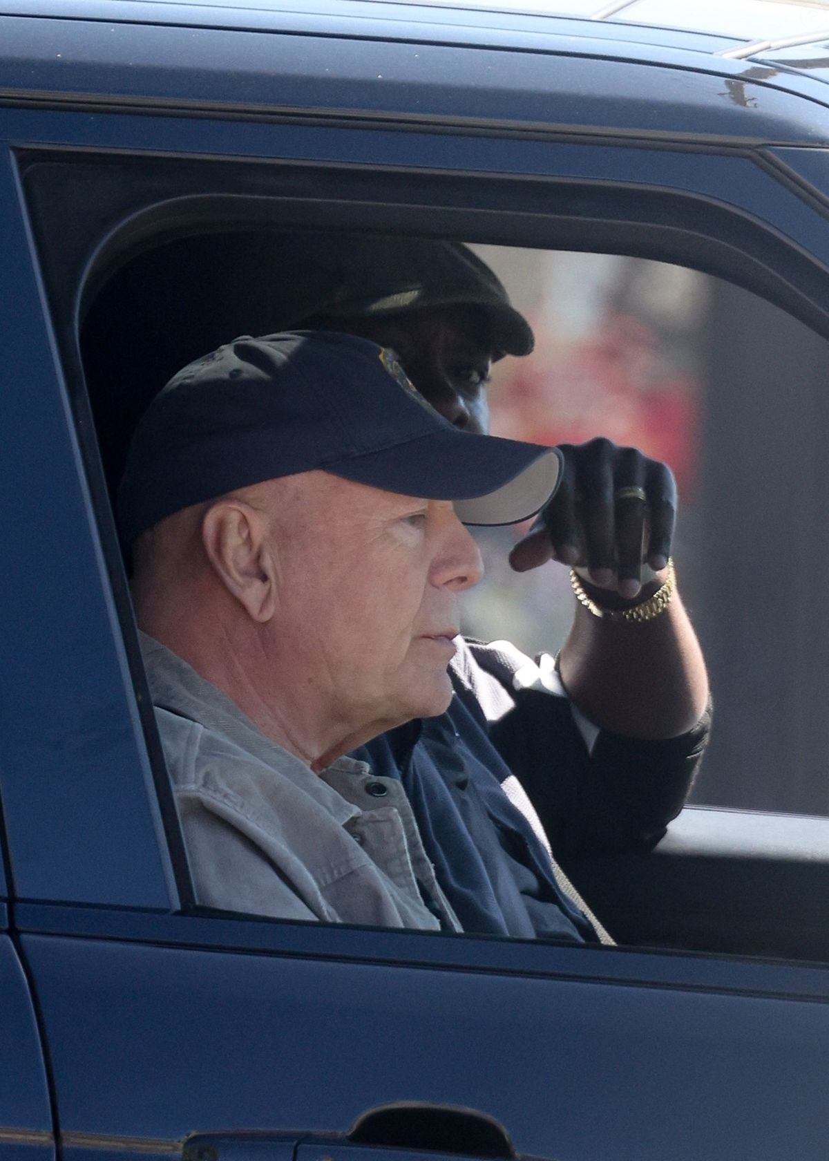 Photo : Bruce Willis à Los Angeles en 2025. Crédit : Backgrid USA ...