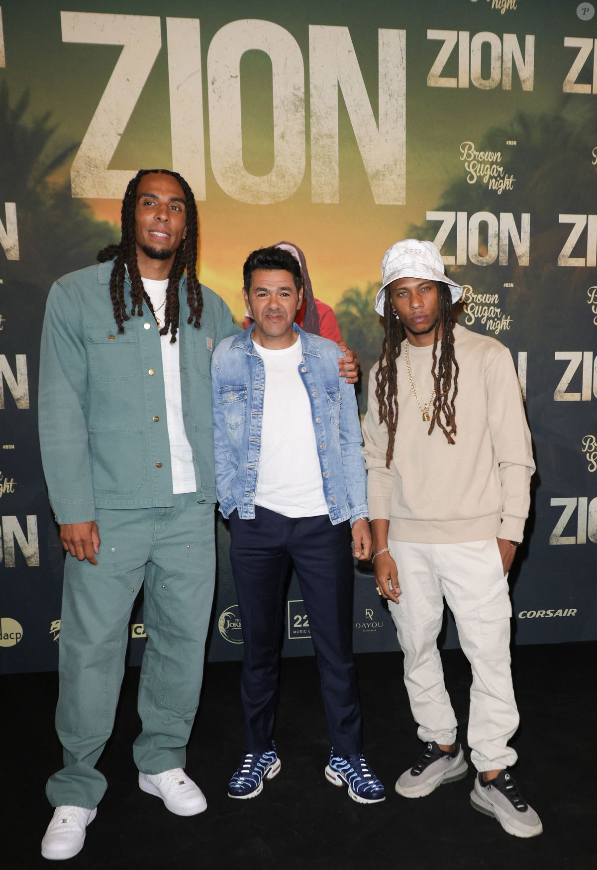 Photo : Nelson Foix, Jamel Debbouze et Sloan Decombes au photocall de ...