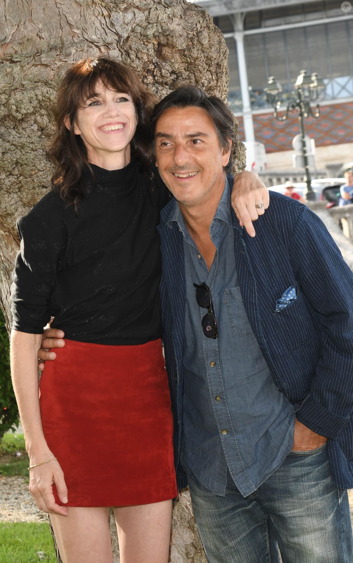 Photo : Charlotte Gainsbourg et son compagnon Yvan Attal lors de la ...