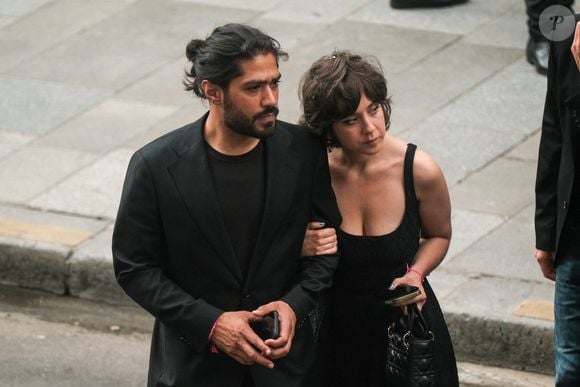 Photo : Ninon Ardisson et son mari Narotam Horn à la sortie des ...