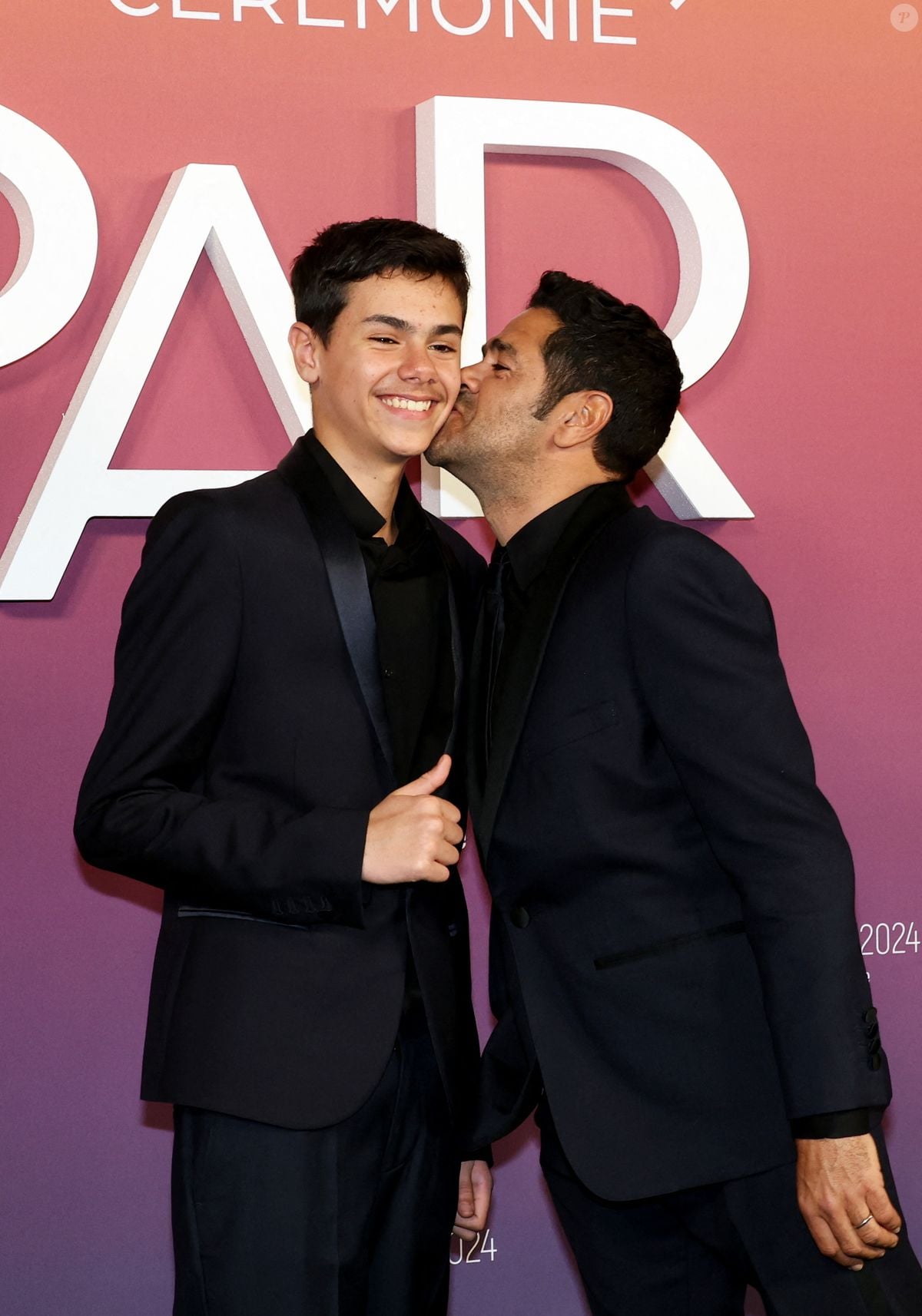 Photo : Mais Léon, le fils du couple, n'était pas de la partie… Jamel ...
