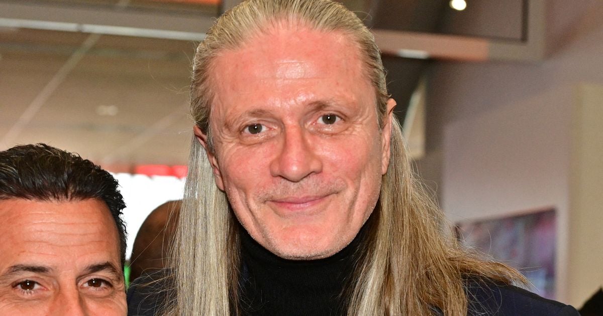 Emmanuel Petit en couple ! Le champion du monde main dans la main avec ...