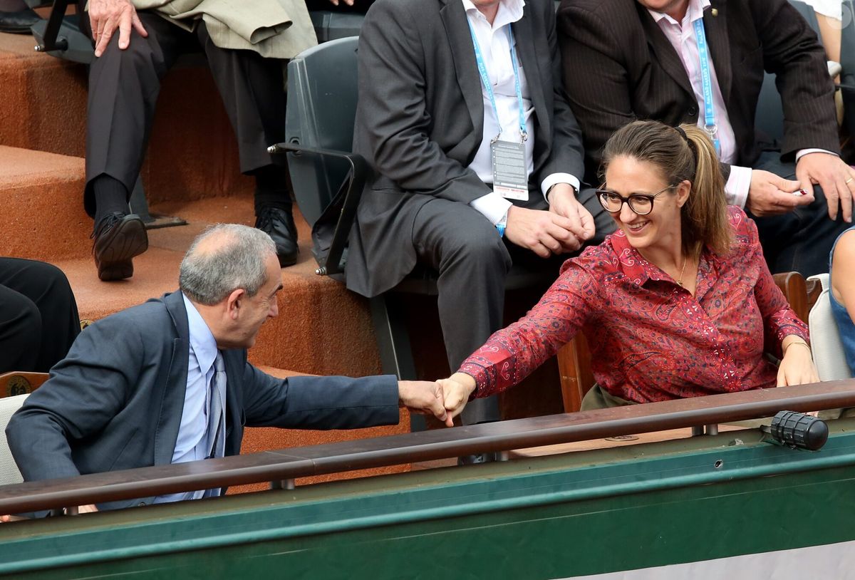 Photo : Jean Gachassin et Mary Pierce dans les tribunes de Roland ...