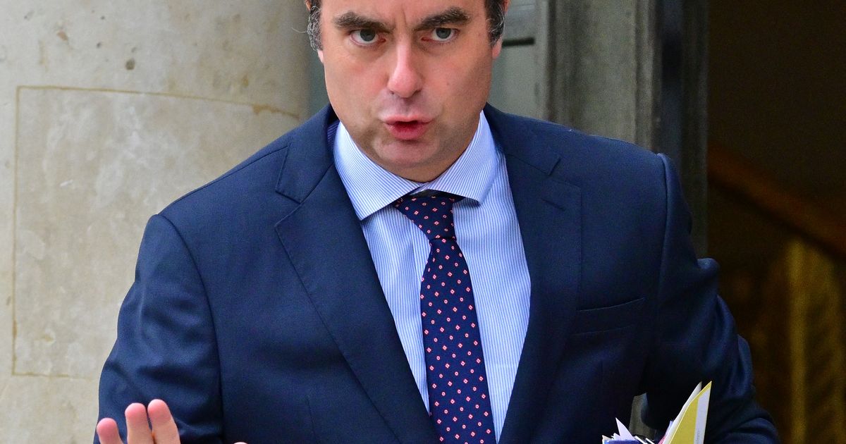 Sébastien Lecornu à la tête d'un joli patrimoine, le nouveau Premier ...