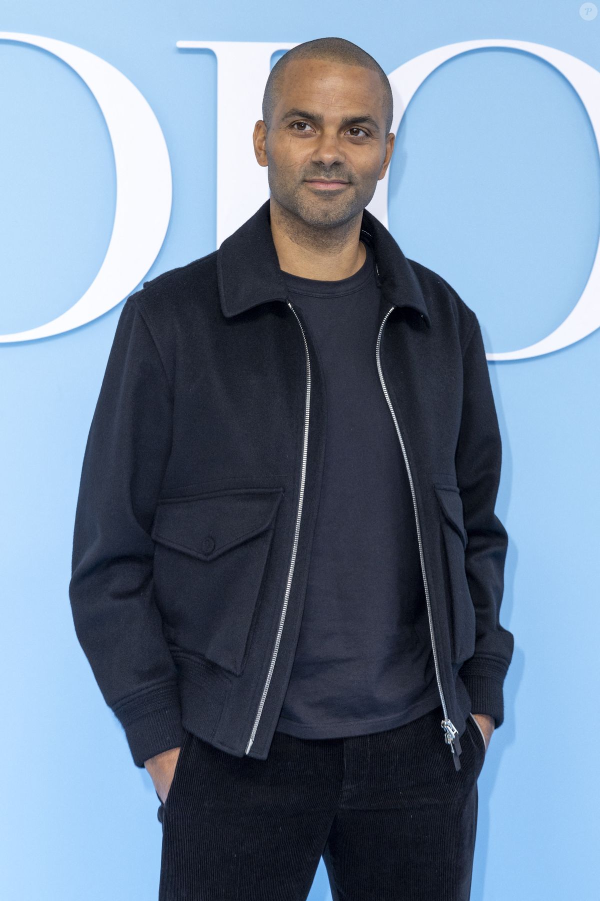 Photo : Tony Parker au photocall du défilé de mode féminine Dior ...