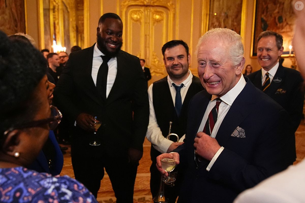 Photo : Le roi Charles III d'Angleterre assiste à une réception en l ...