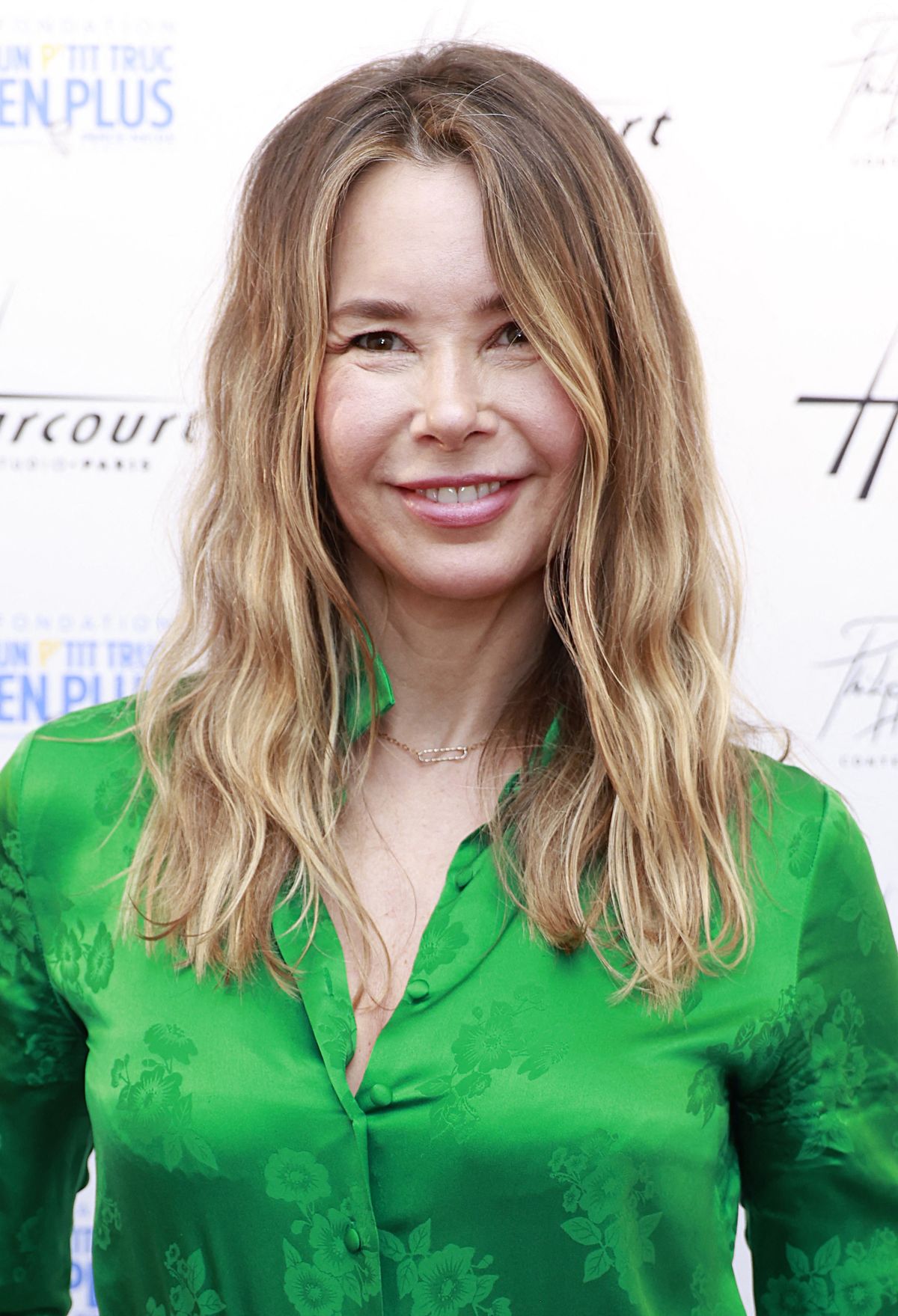 Photo : Romane Serda lors de la présentation de l'oeuvre "No Judgement ...