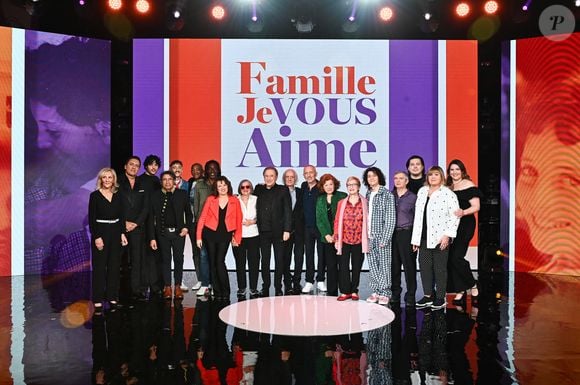 Photo : Exclusif - Michel Drucker entouré par Dany Brillant, sa mère Mireille Cohen, Laurent ...