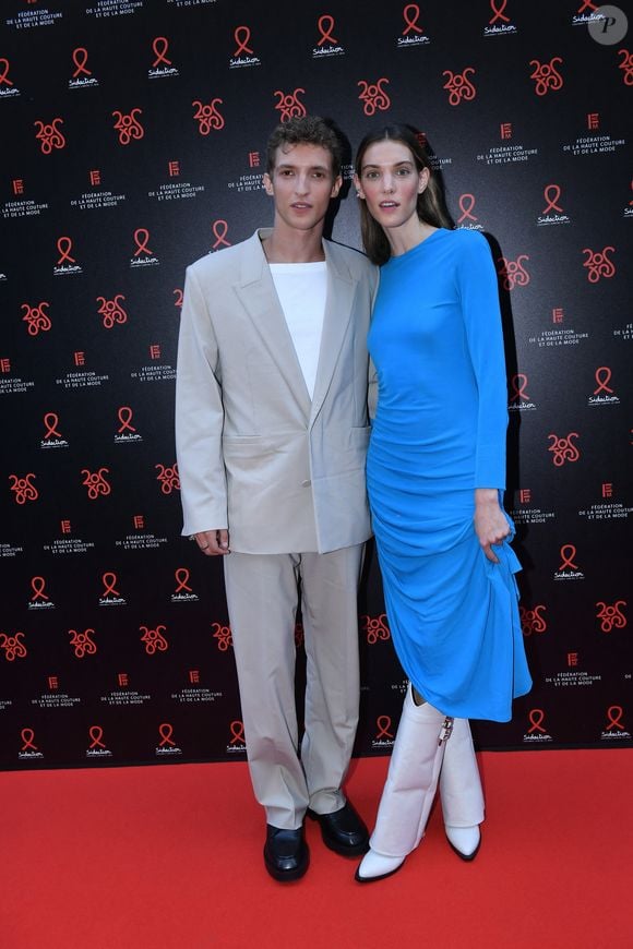 Aliocha Schneider et Charlotte Cardin amoureux depuis 8 ans : pour leur ...