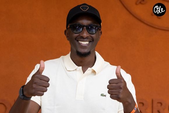 Photo : Même Ahmed Sylla a succombé à l'expérience... Célébrités ...
