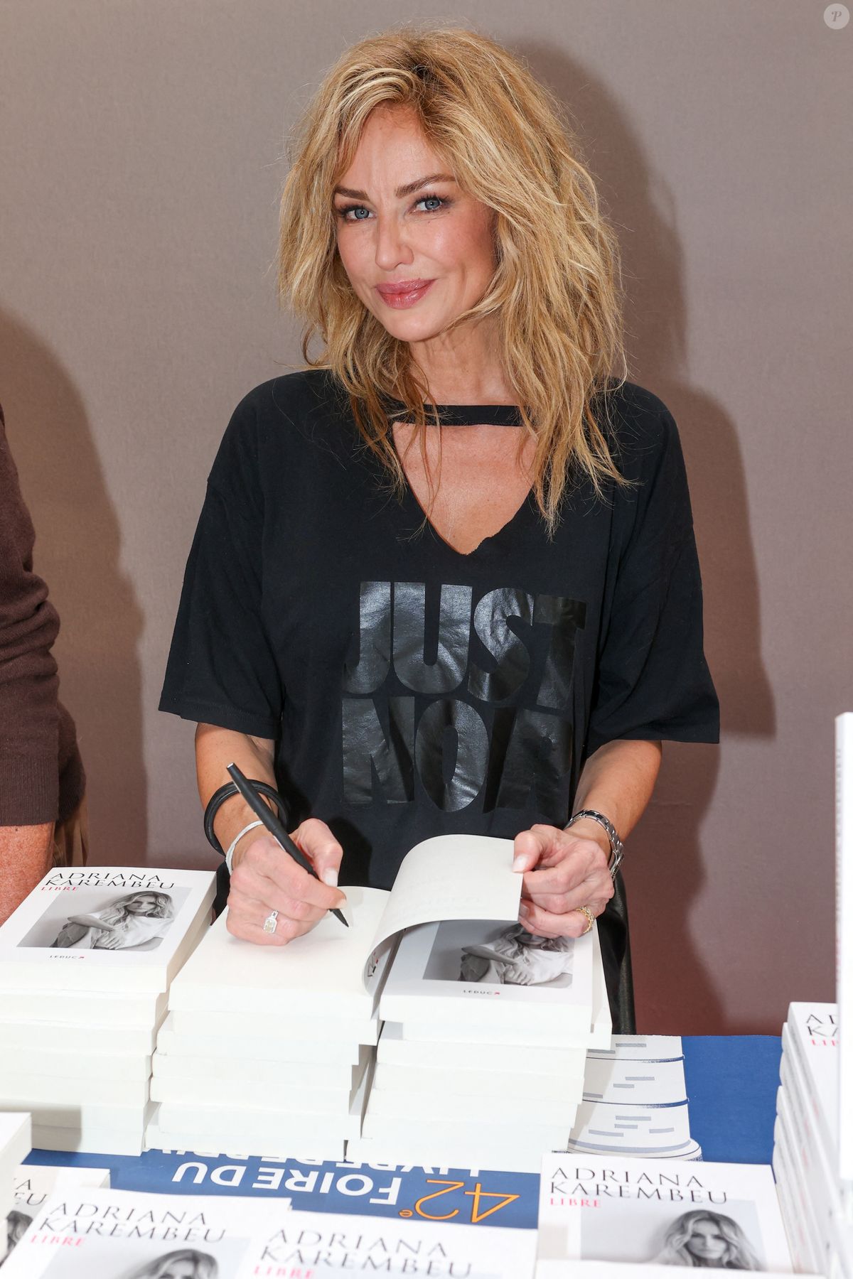 Photo : Adriana Karembeu, à la Halle Georges Brassens de Brive-la ...