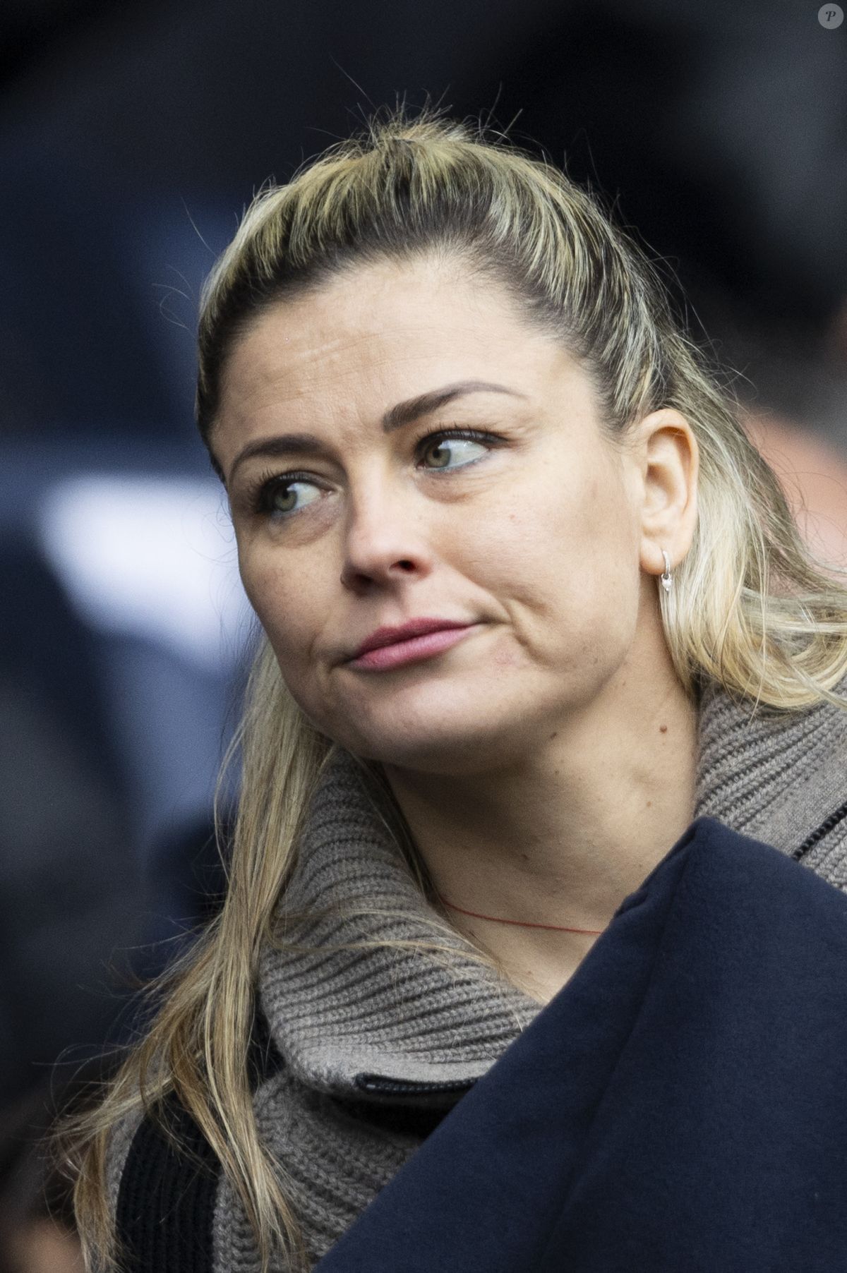 Photo : Laure Boulleau - Personnalités dans les tribunes du match de ...