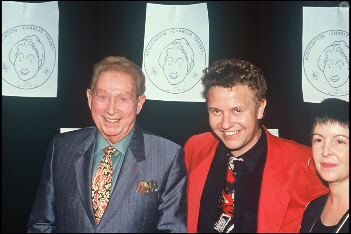 Photo : Ce jeune chanteur a l'époque a porté les cendres de Trenet ...