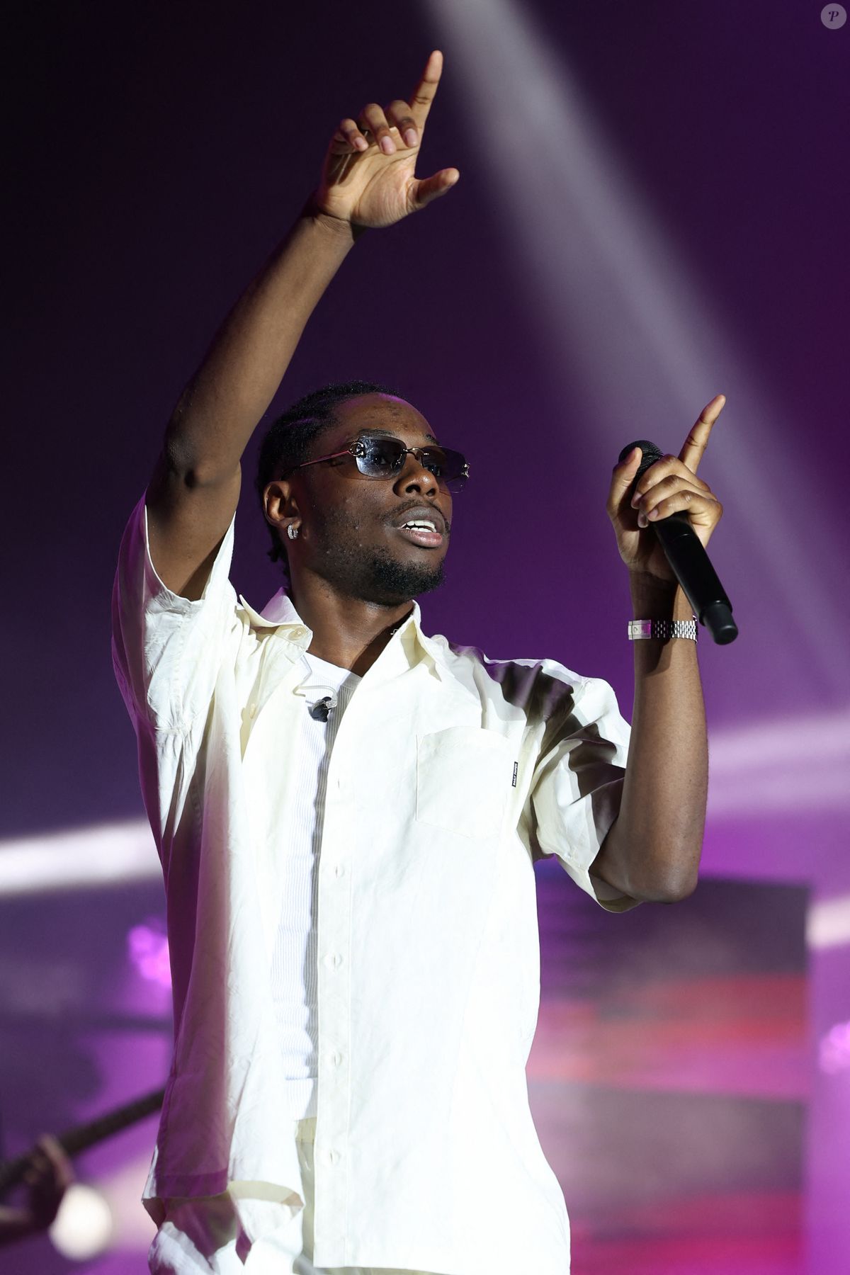 Photo : Tiakola en concert à Solidays qui fête cette année ses 25 ans ...