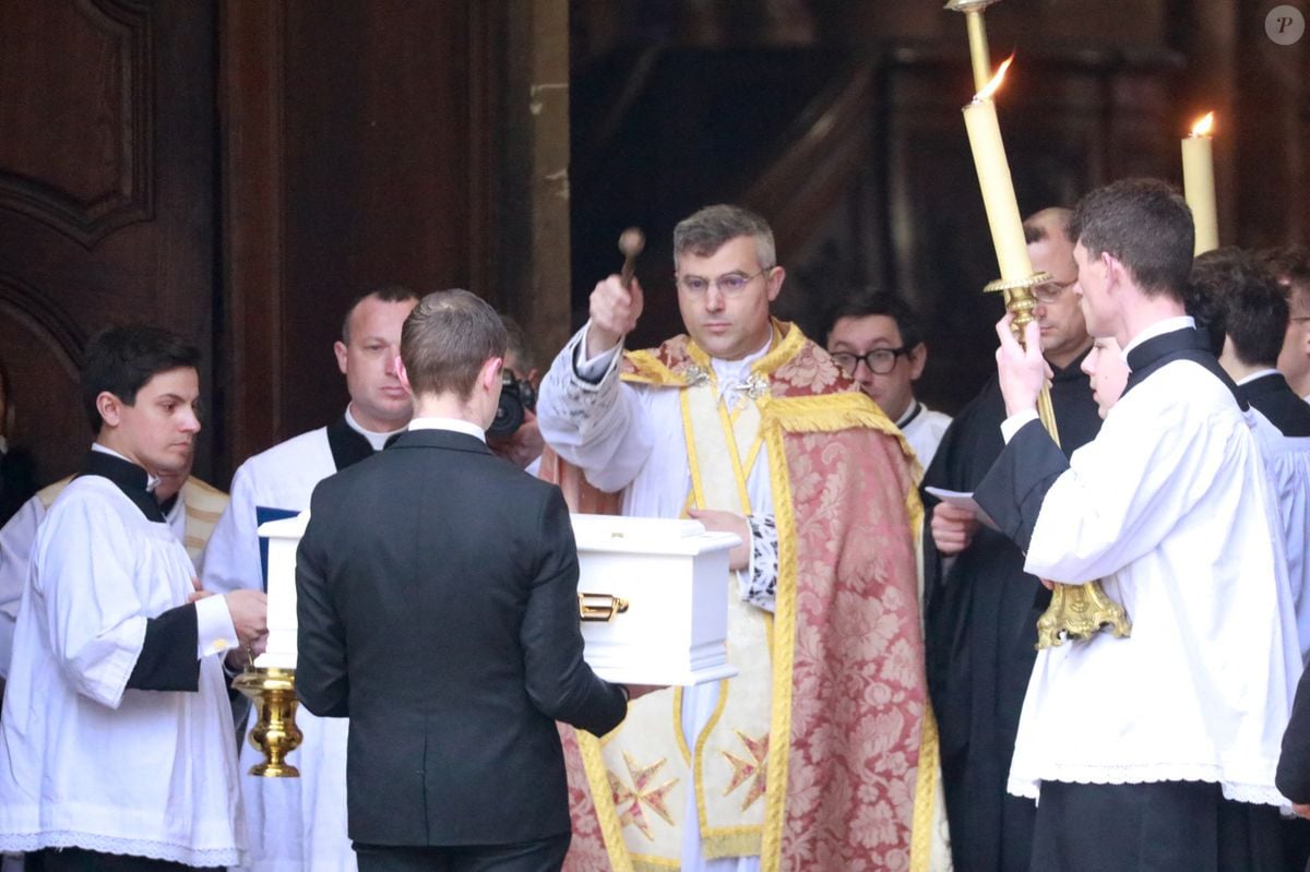 Photo : Les grands-parents maternels Philippe Vedovini, sa femme Anne ...