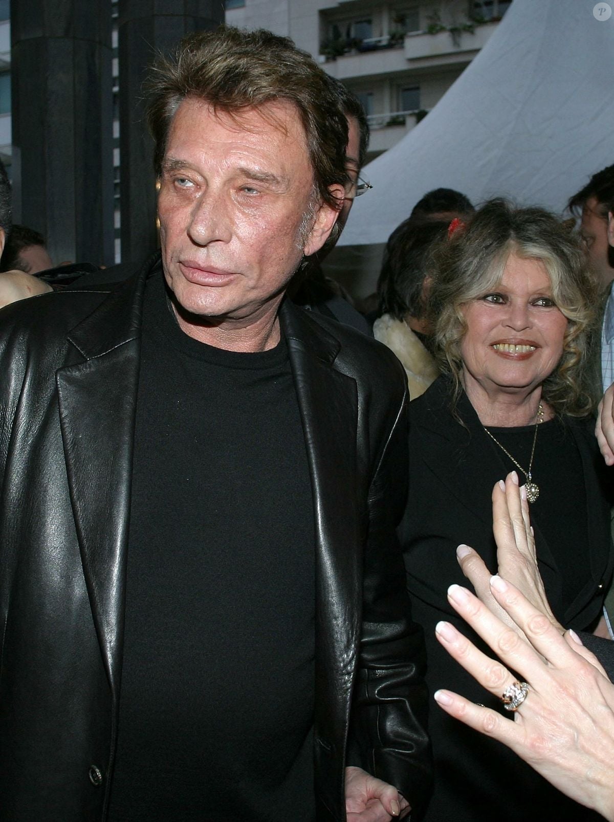 Photo : Johnny Hallyday et Brigitte Bardot Backgrid UK/ Bestimage ...