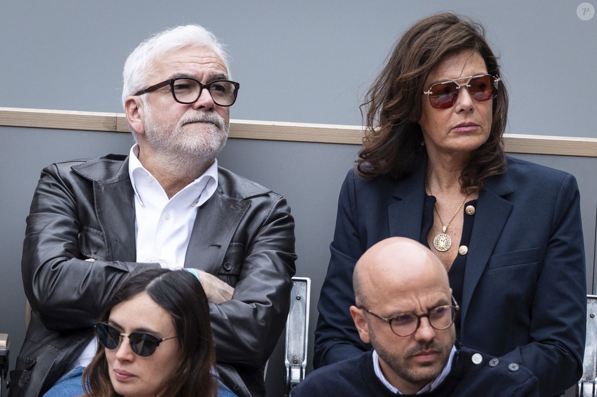 Photo : Pascal Praud et sa femme Catherine en tribunes lors des ...