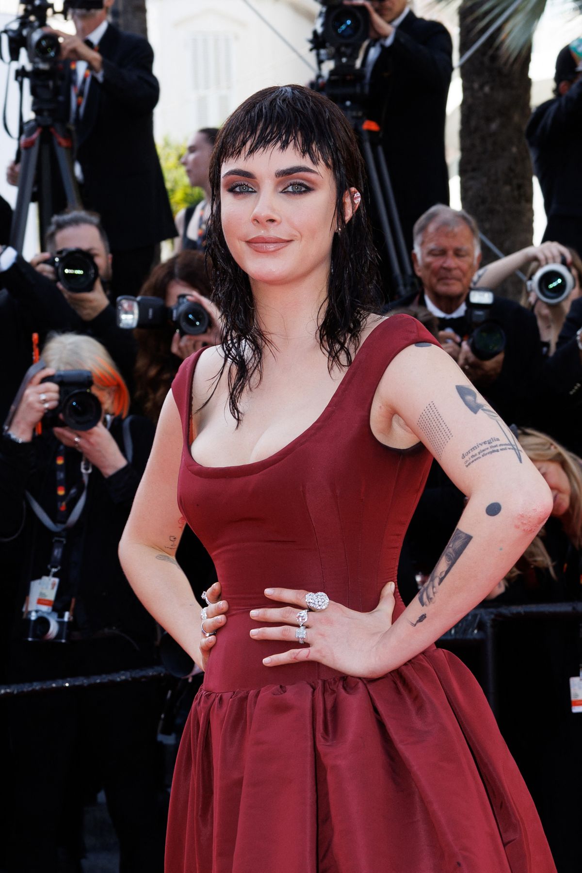 Photo : Cara Delevingne - Montée des marches du film « The history of ...