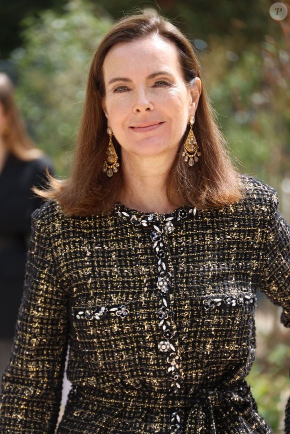 Photo : Carole Bouquet - Les célébrités arrivent au défilé Chanel ...