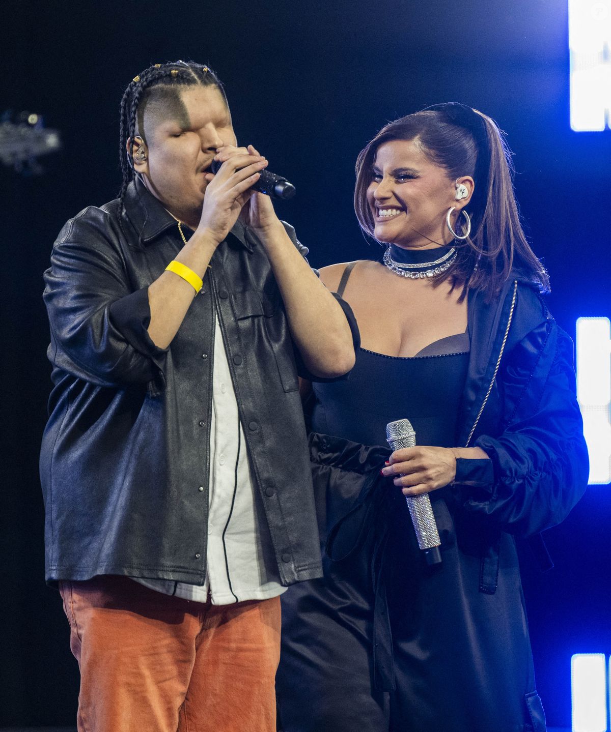 Photo : Katy Perry, Chris Martin et Nelly Furtado se sont succédé sur ...