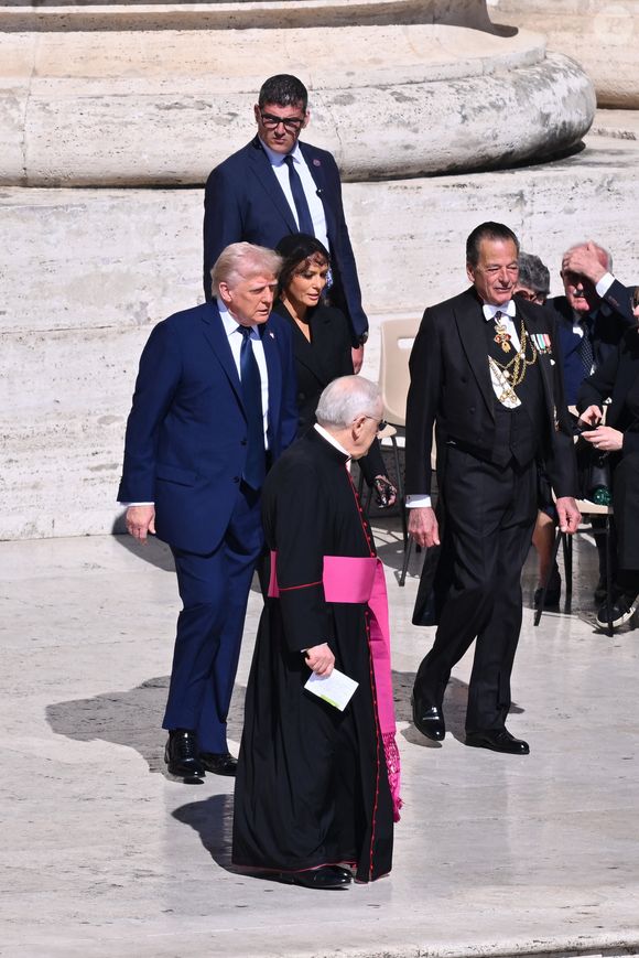 Photo : Le président américain Donald Trump et la première dame ...