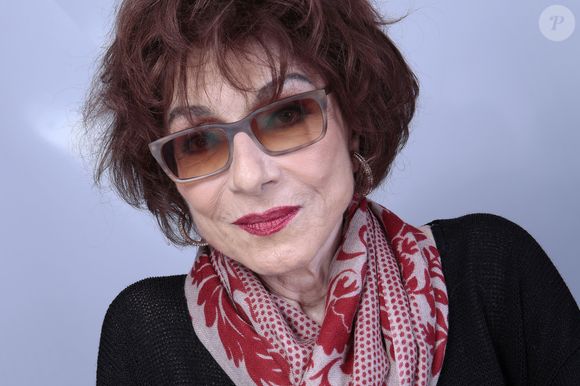 Une des rares actrices qui soutient encore publiquement Gérard ...