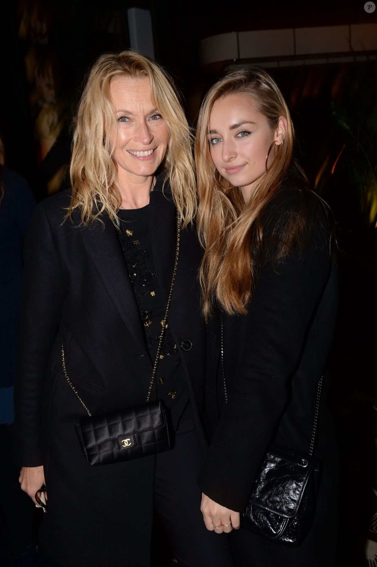 Photo : Exclusif - Estelle Lefébure et sa fille Emma Smet à l'after ...