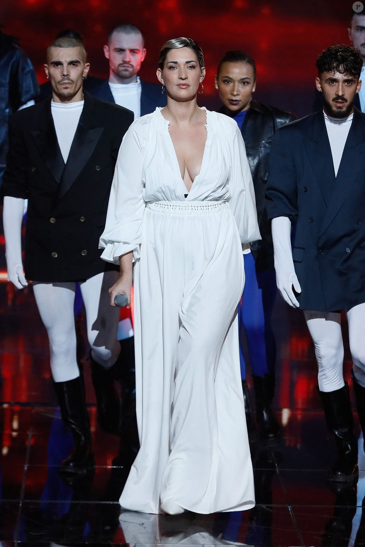 Photo : Exclusif - Sheryfa Luna chante son tube "Il avait les mots ...