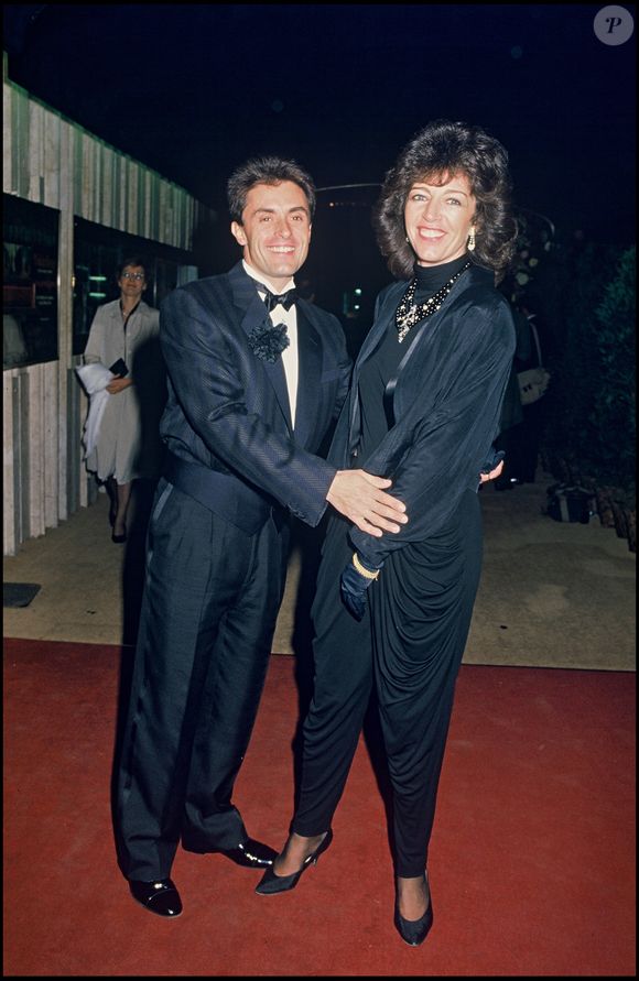 Photo : Gérard Holtz et sa femme a la soirée des sept d'or en 1985 ...