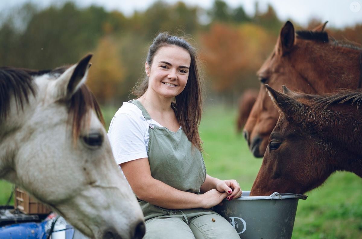 Photo : Parmi eux il y a Célia Célia, candidate de "L'amour est dans le ...