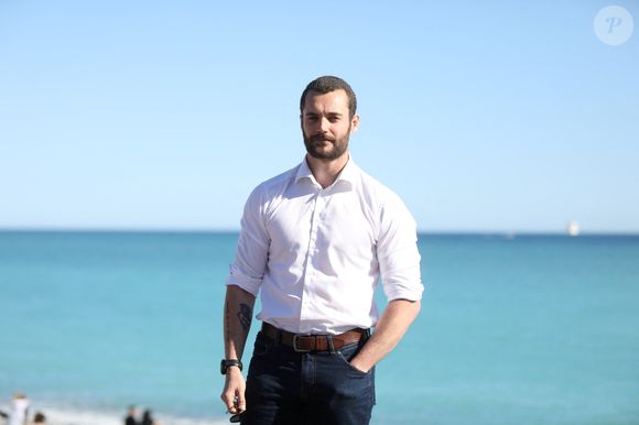 "C'est cette incorrection qui me chiffonne" : cet écrivain et fils d ...