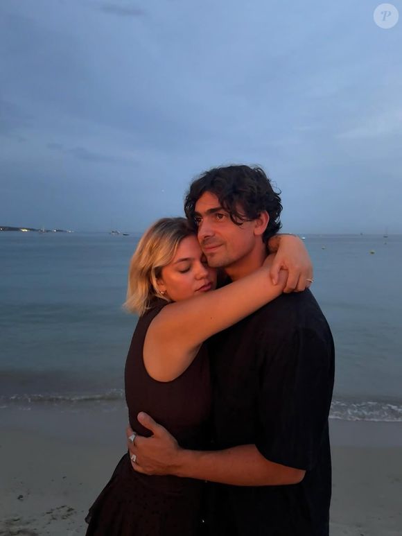 Mariage de Louane et Florian Rossi : le sublime village provençal qui a ...