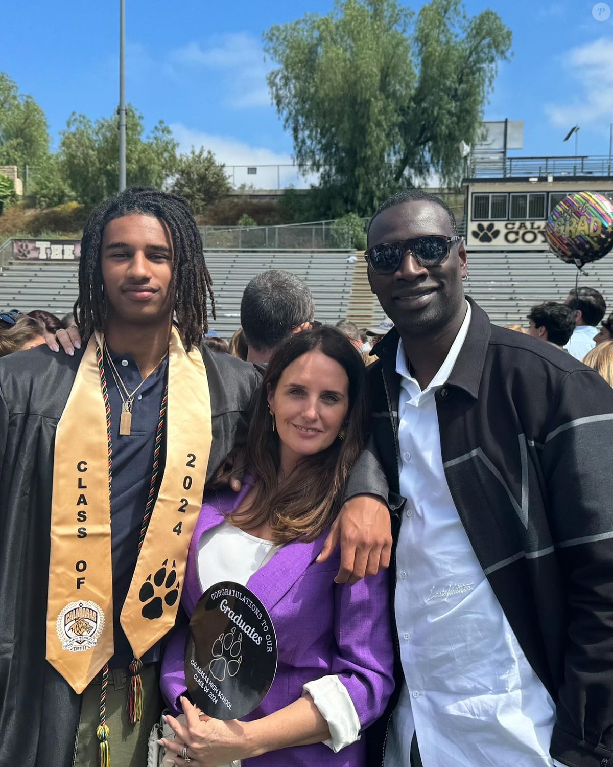 Photo : Tidiane, leur jeune frère, excelle de son côté dans le sport ...