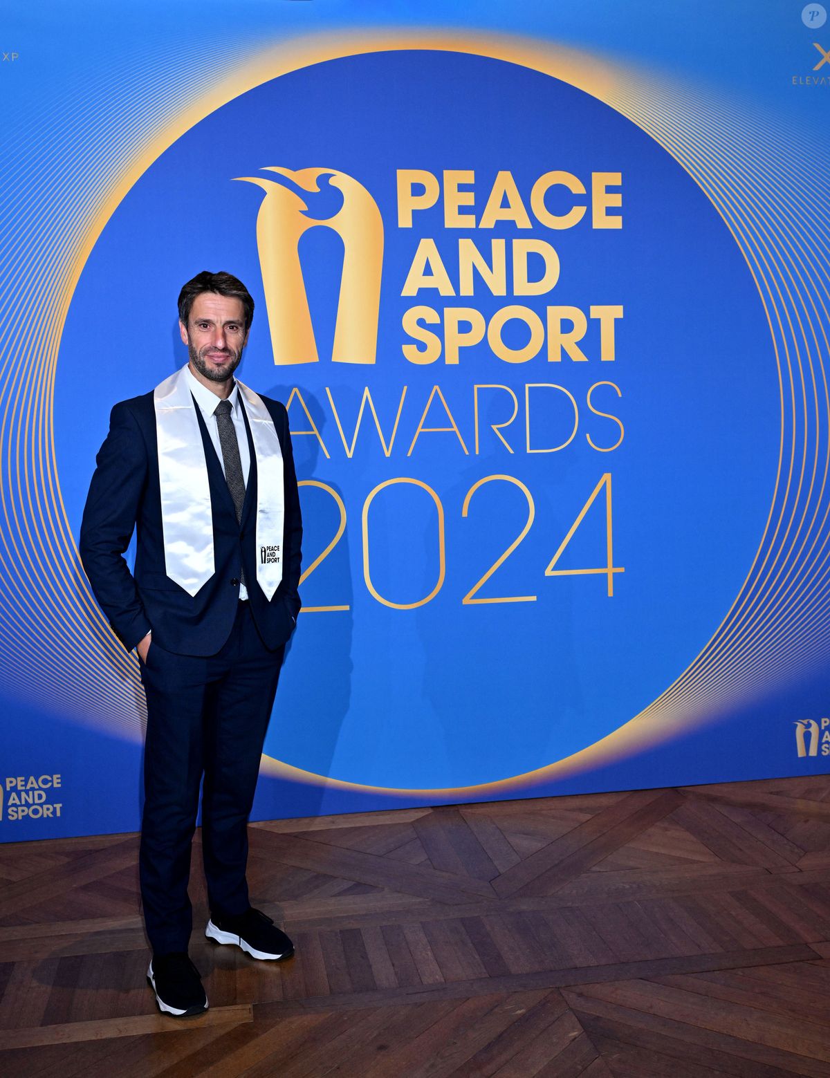 Photo : Tony Estanguet, honoré comme Personnalité de l'année, durant la soirée des Peace and ...