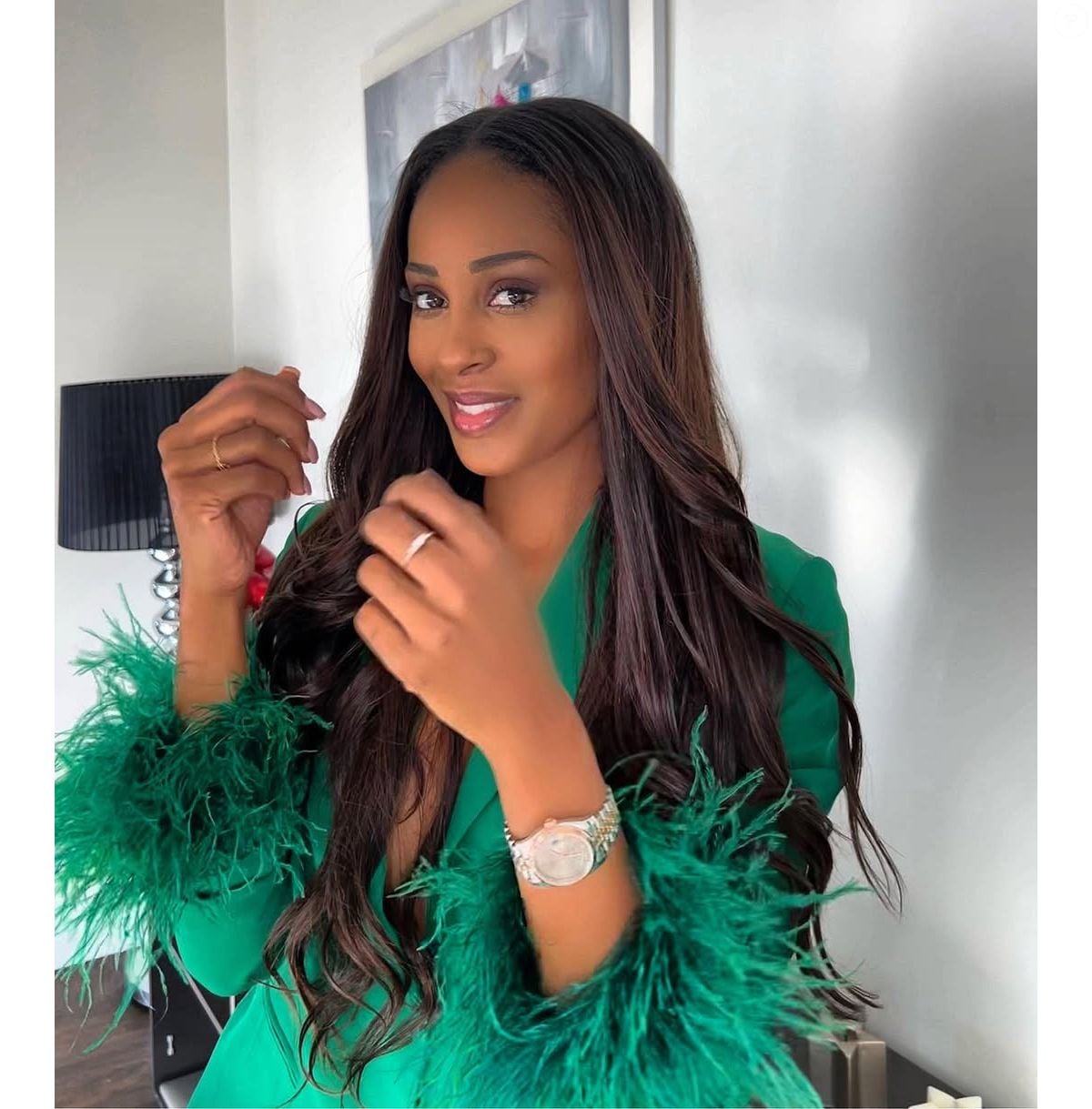 Photo : Cette jeune femme de 33 ans est animatrice sur Tropiques FM et ...