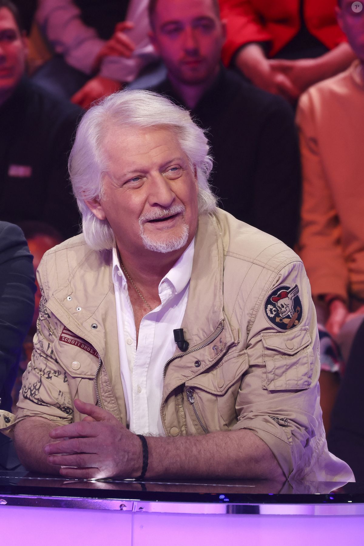 Photo : Aux côtés d'Éric Collado, Emmanuel Joucla et d'Éric Massot, le ...