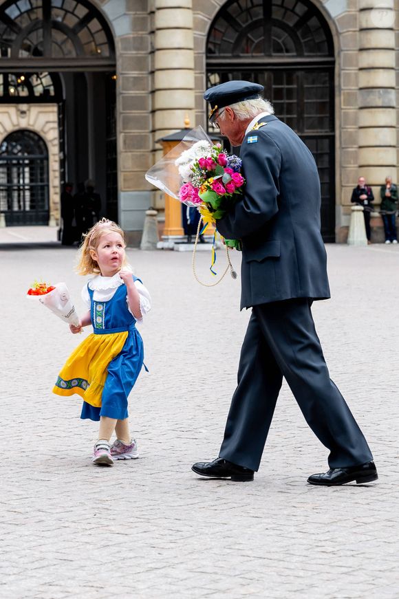 Elle a moins de 3 mois, cette princesse a fait sa toute première ...