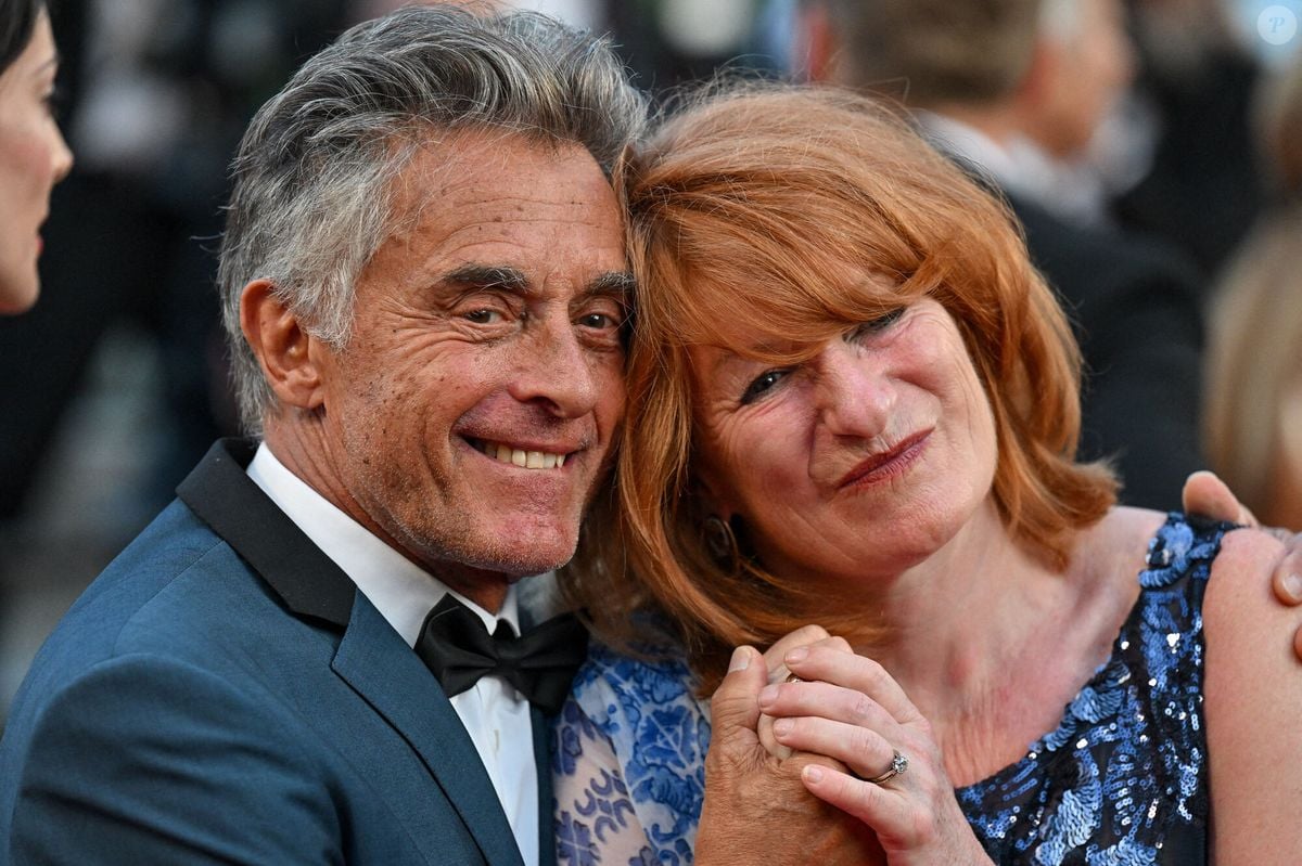 Photo : Gérard Holtz, Muriel Mayette Holtz assistant à la première du ...