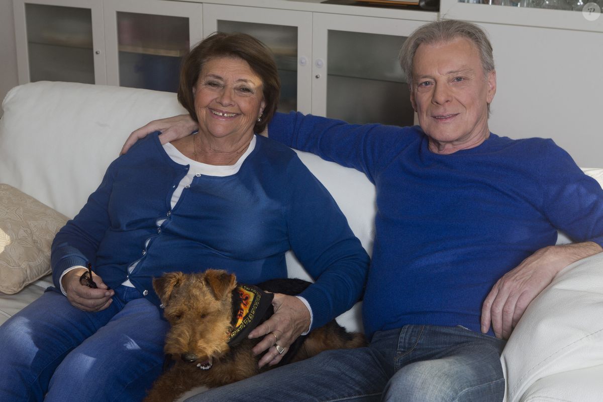 Photo : Herbert Leonard et sa femme Cléo chez eux à Barbizon le 2016/12 ...
