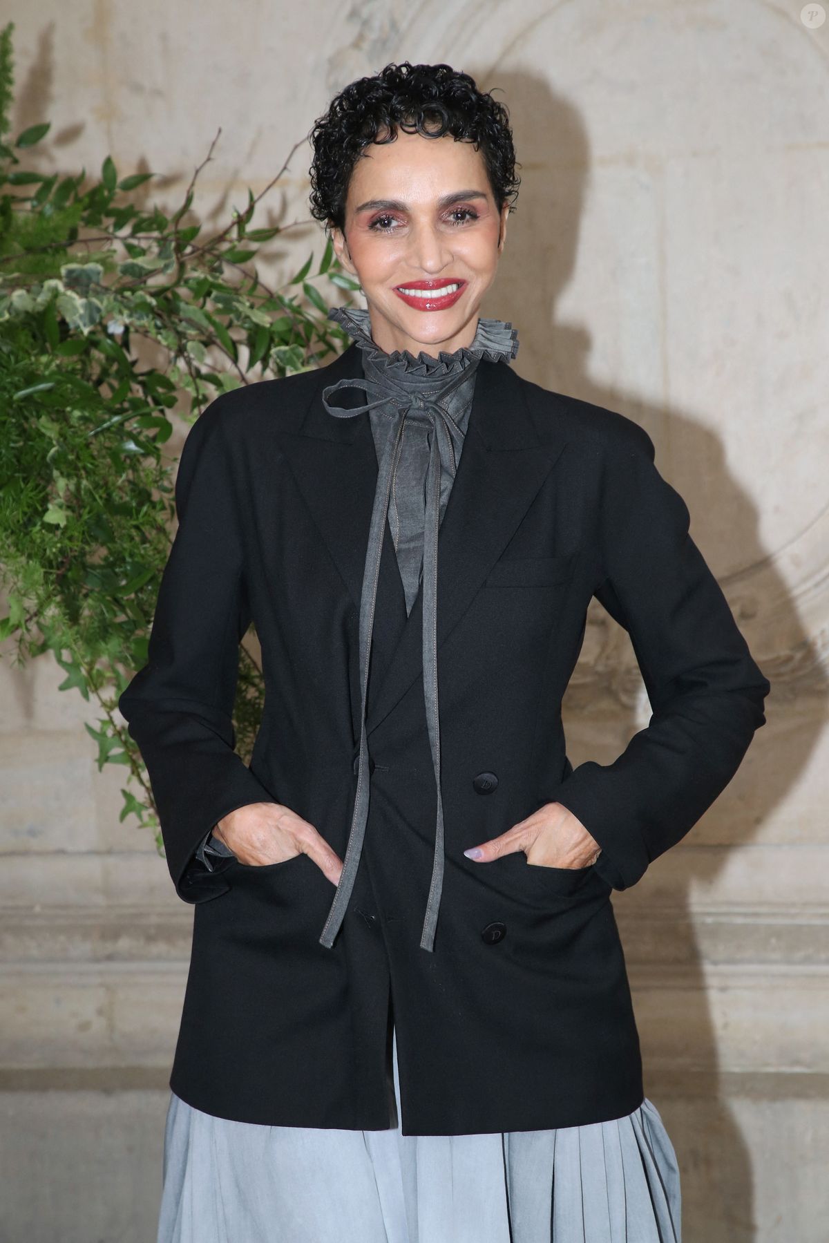Photo : Farida Khelfa - Défilé de Mode Christian Dior - Photocall ...