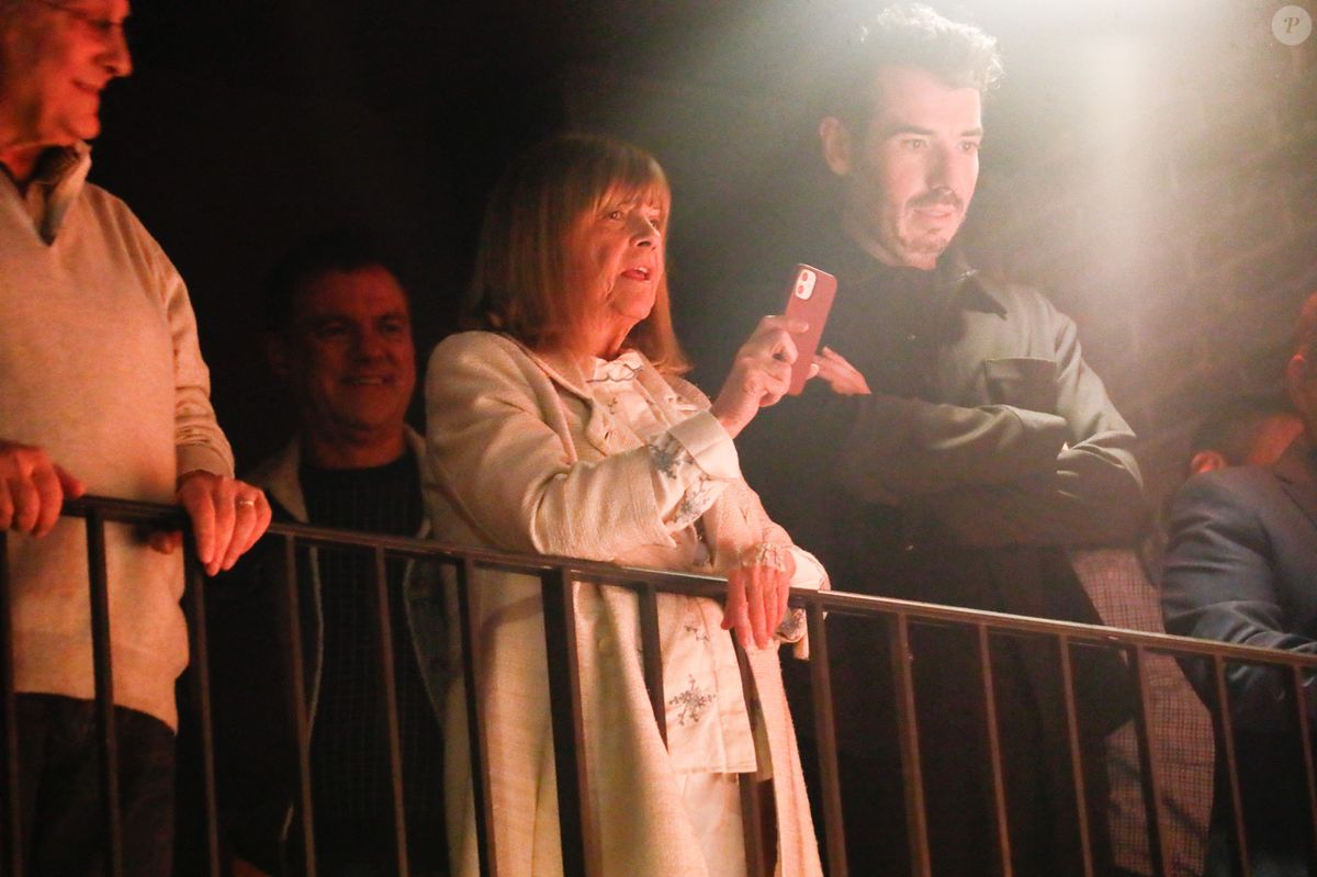 Photo : Première fan de son époux, l'interprète du titre "Pandi Panda ...