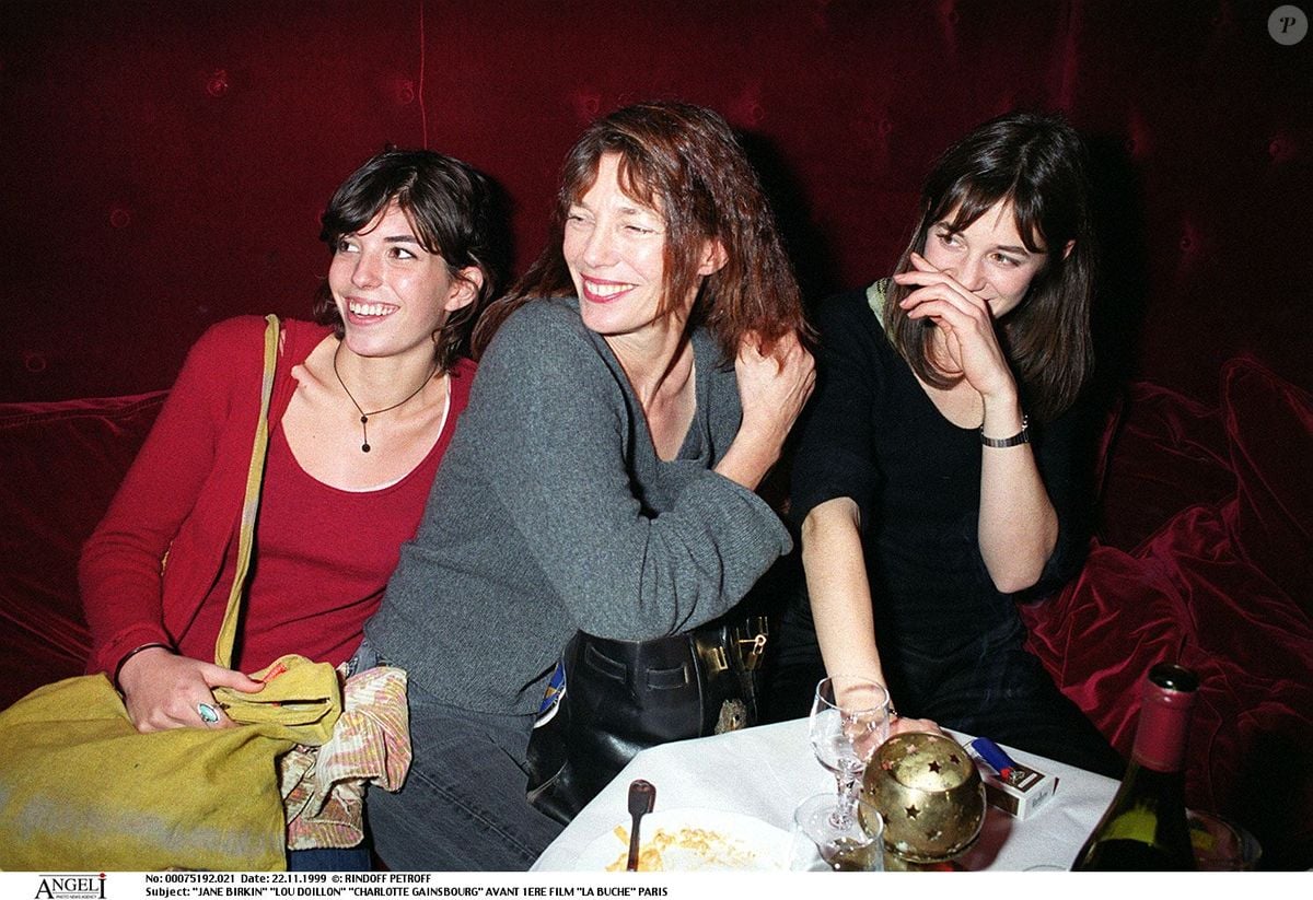 Photo : Jane Birkin, Lou Doillon, Charlotte Gainsbourg - Avant-première ...
